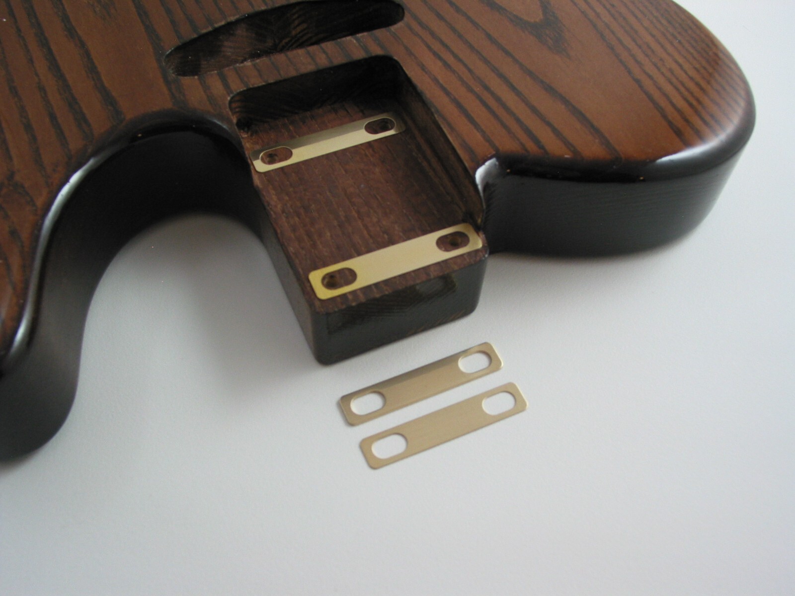 4x Guitar Neck Shims Brass, 2x .2mm, 1x .5mm, 1x 1mm for Stratocaster ...