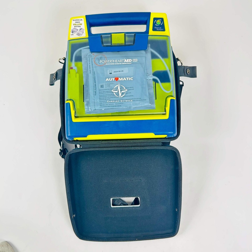 Cardiac Science AED Defibrillator and Box with Battery | eBay