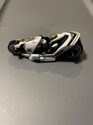 Hot Wheels 2004 THUNDER CYCLES Law Enforcers Cybertooth Motorcycle 3 ...