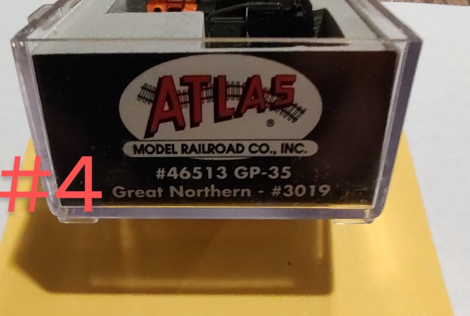 ATLAS N SCALE LOCOMOTIVE #46513 GP-35 GREAT NORTHERN #3019 | eBay