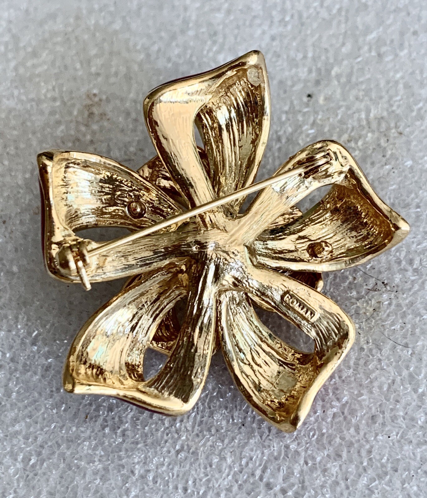 Vintage red enamel brooch with rhinestones Beautiful full bow red gold ...