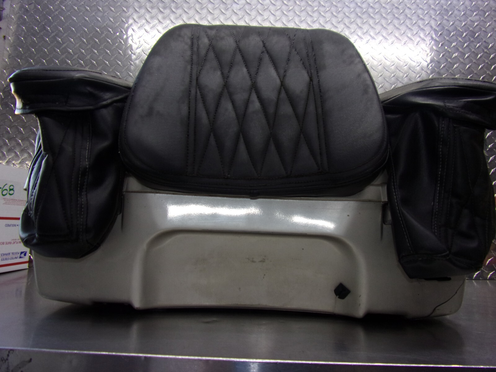 768 A HONDA GOLDWING ASPENCADE GL1200 GL 1200 1986 OEM REAR TRUNK | eBay