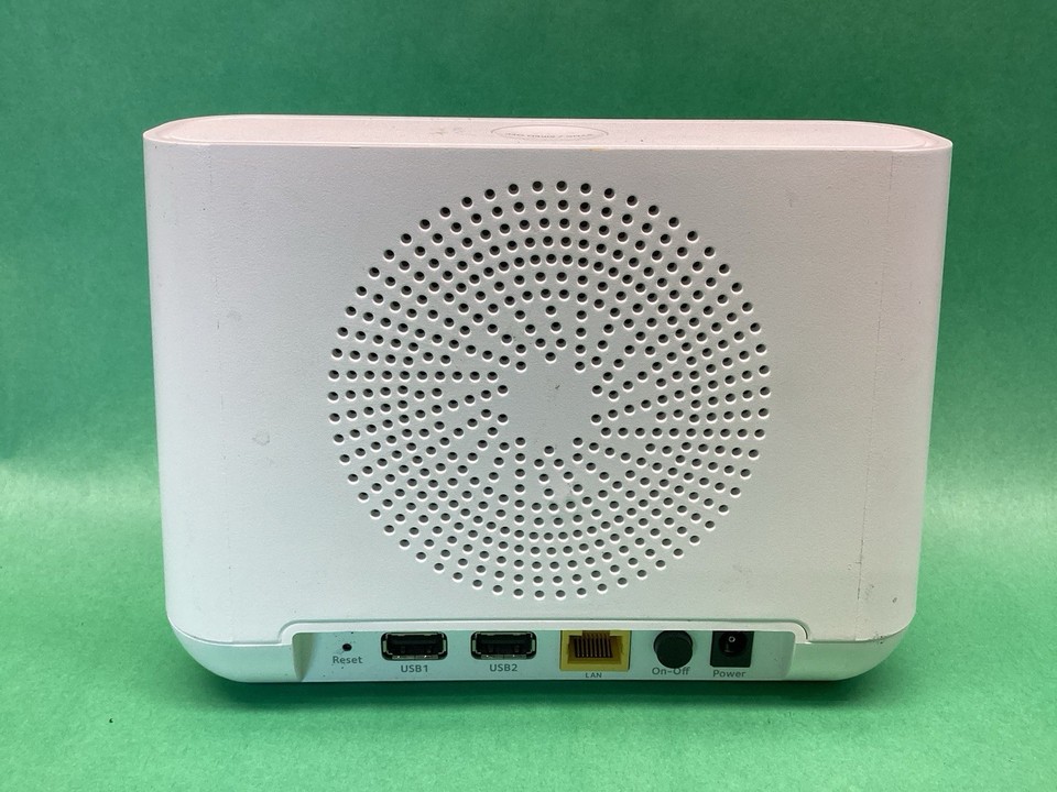 Arlo Base Station & 3 Cameras & Batteries VMB4030 VMB4030P VMB4000 ...