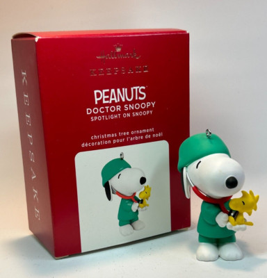 Hallmark Keepsake Peanuts Snoopy Woodstock Doctor Ornament Hanging ...
