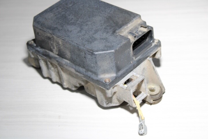 1995-1999 GMC K1500 k2500 k3500 servo module cruise control 25163330 G ...
