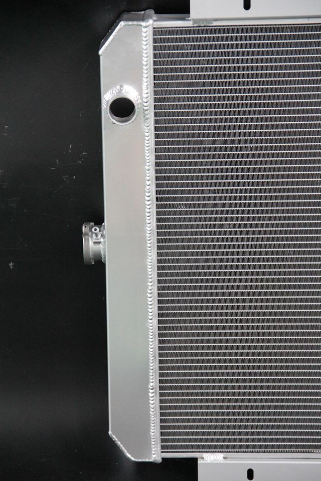 Aluminum 3 Row Radiator For 1972-1986 1973 1974 Jeep CJ CJ5 CJ6 CJ7 ...