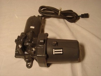 Bayliner Boat OMC Stern Out Drive Outdrive Trim Tilt Lift Hydraulic ...