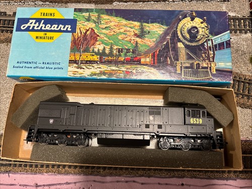 Athearn Ho Scale U30C Pennsylvania PRR Diesel | eBay