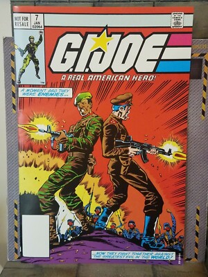 GI JOE ~ 2005 COMIC ~ OKTOBER GUARD featuring STALKER, STORMAVIK ...