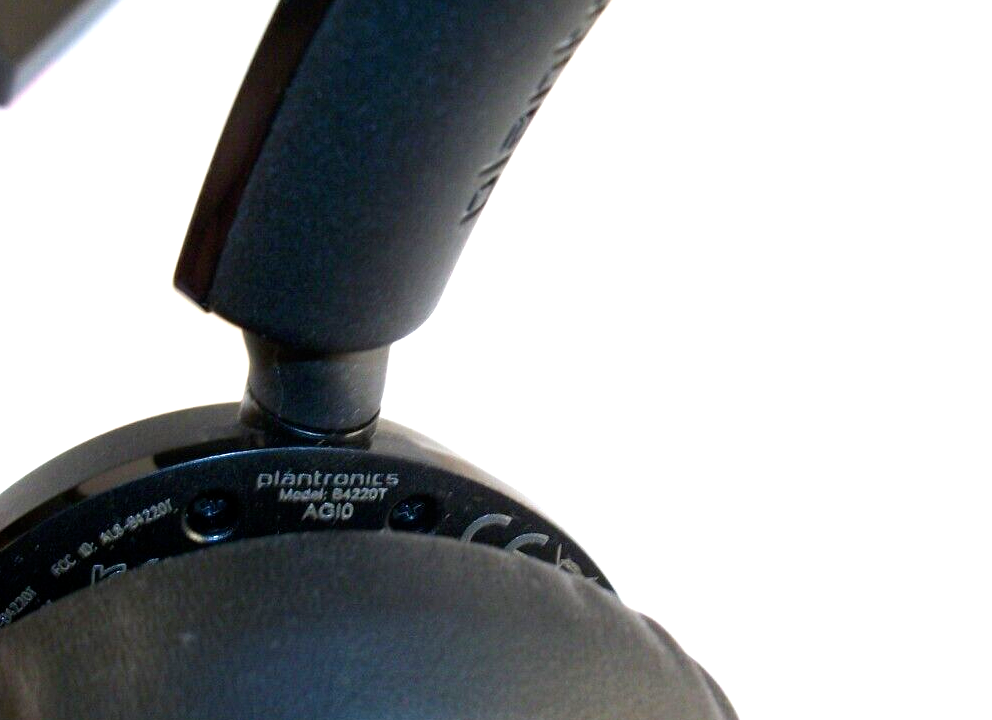 Poly Voyager 4220 Office Stereo Wireless Headset (2-Way, USB-C) - Black ...