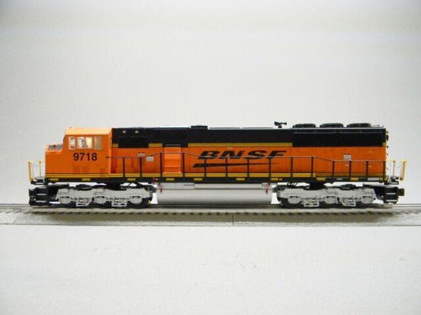 Lionel 9858 BNSF Legacy Scale SD70MAC Diesel Locomotive for sale online | eBay