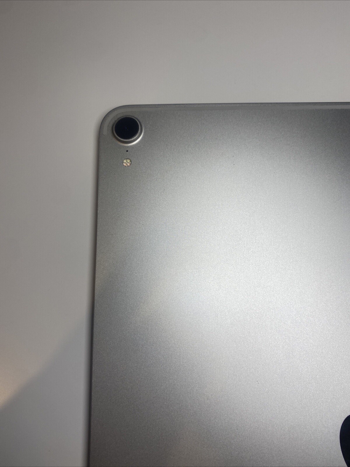 Apple iPad Pro 3rd Gen. 256GB, Wi-Fi, 12.9 in - Space Grey DOES NOT ...