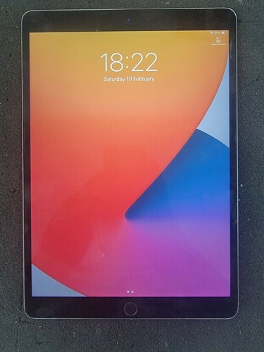 Apple iPad Air 3rd Gen A2152 64GB Wi-Fi Only 10.5 in - Space Grey, NO ...