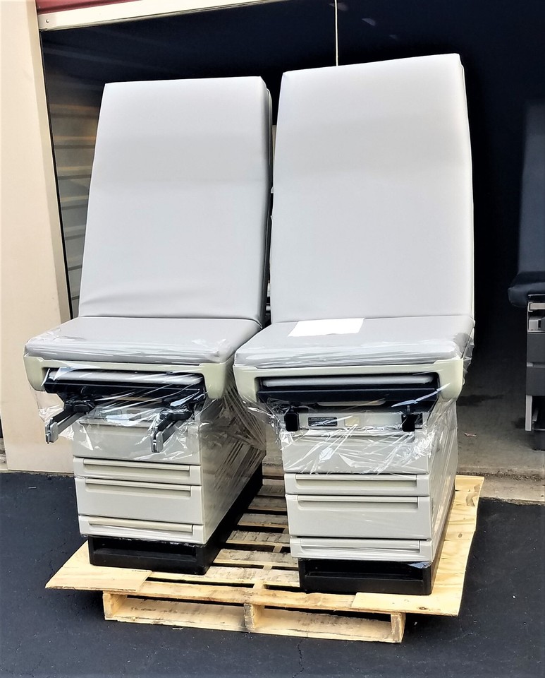 Ritter Midmark Exam Tables Model 404 Lt Grey Upholstery *Premier Used ...