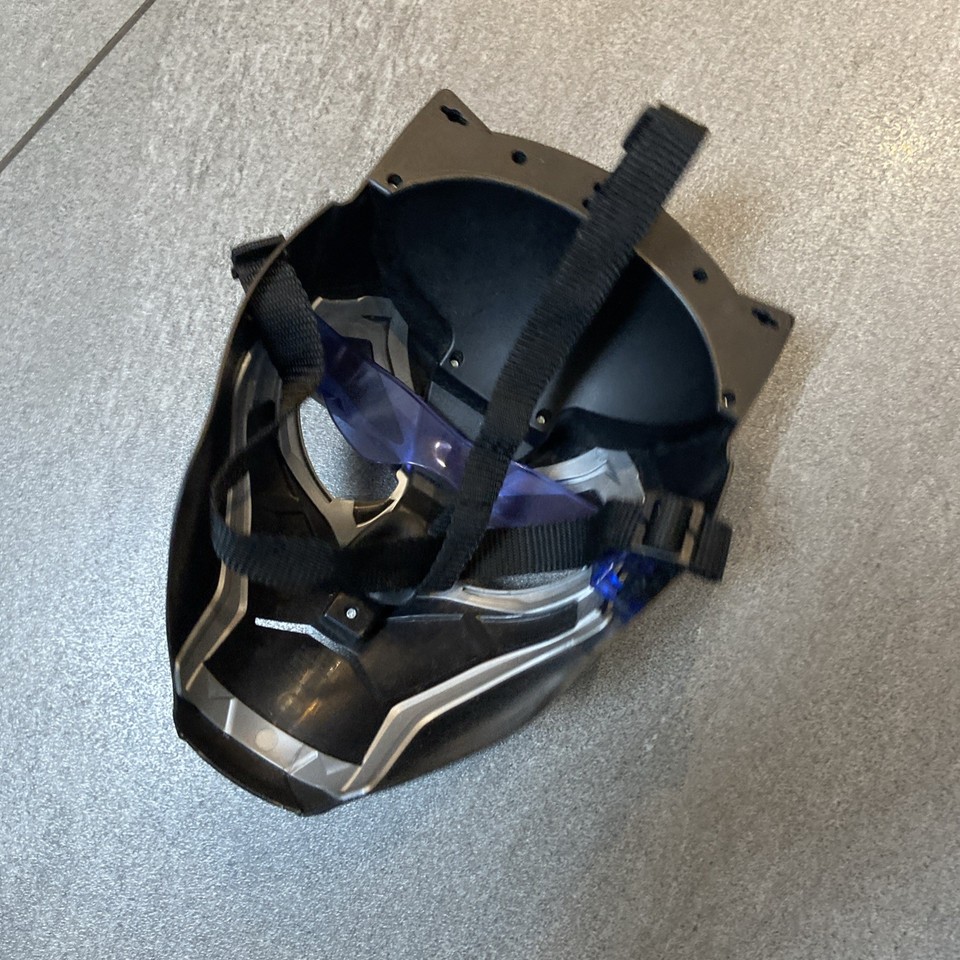 Hasbro Marvel Avengers Black Panther VIBRANIUM FX MASK Light up - VGC ...