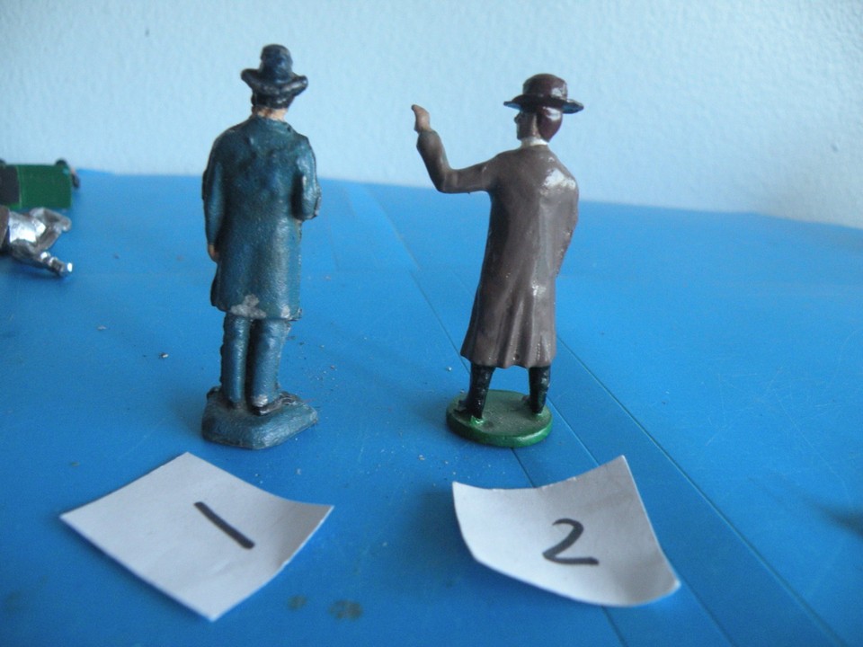 Pioneer Business man/ Man arm up cross walk traffic lead toy 2styles ...