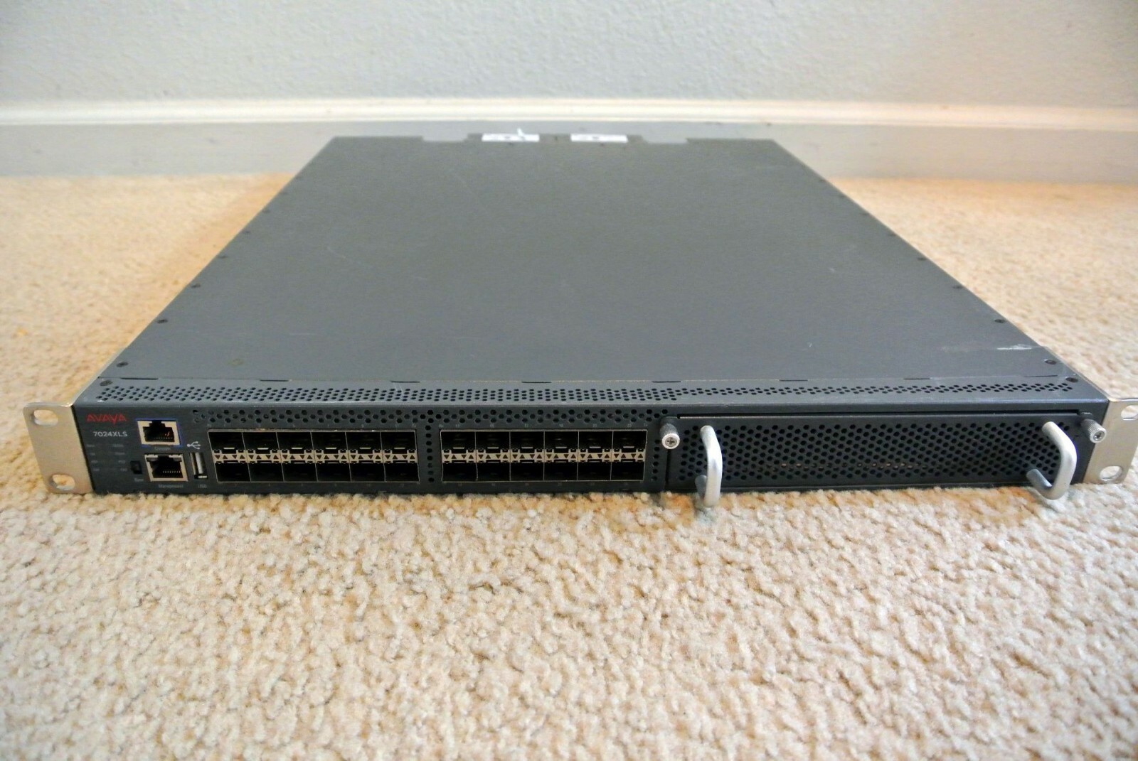 Avaya VSP 7024XLS 24-Port SFP+ Managed Switch 1/10GBASE AL700001X-E6 | eBay