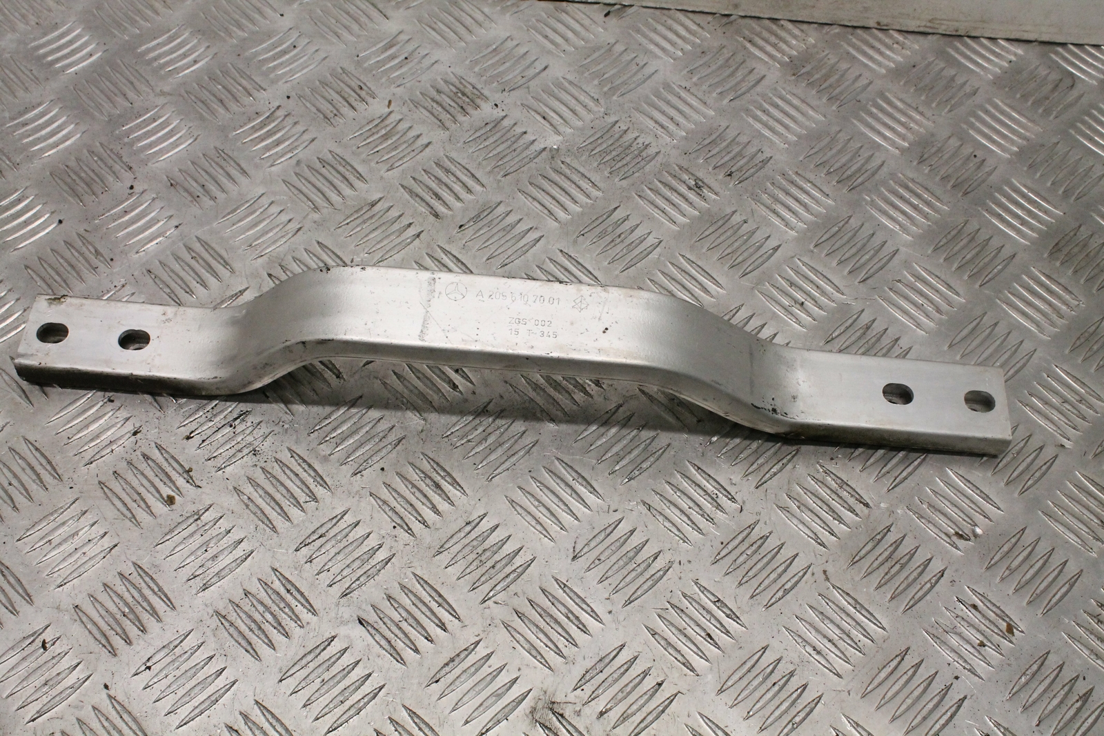 MERCEDES-BENZ C W205 C250 Bottom Stiffening Brace A2056107001 2.1 150kw ...