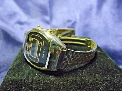 Woman's Nelsonic Digital Watch B74-1146 ZC | eBay