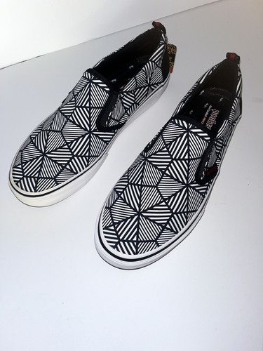 Punkrose black/white geometric canvas slip on sneakers Size 9 Womens ...