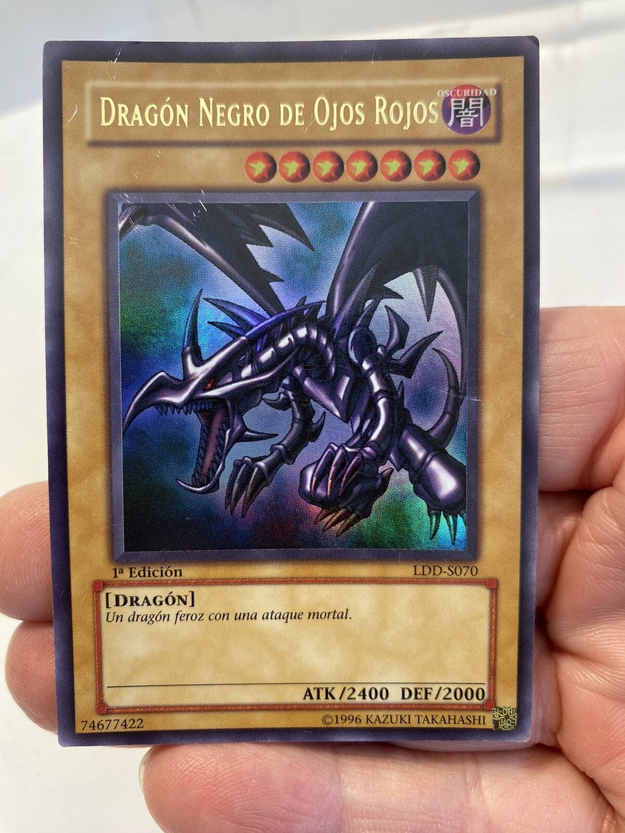 Dragón Negro De Ojos Rojos