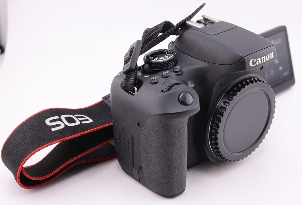 Shutter only 32K (32%) Canon EOS Rebel T6i 750D 24.2MP Digital SLR DSLR ...