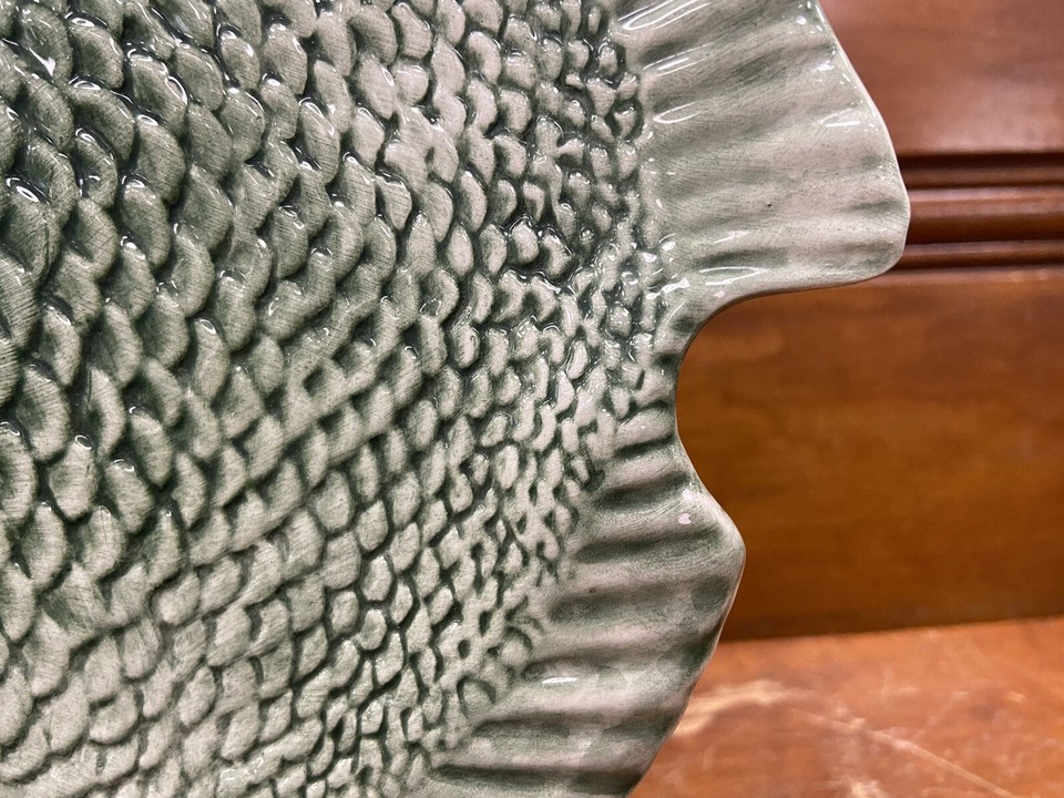 2 STYLE-EYES BAUM BROS EMBOSSED FISH COLLECTION FISH-SHAPED PLATES | eBay