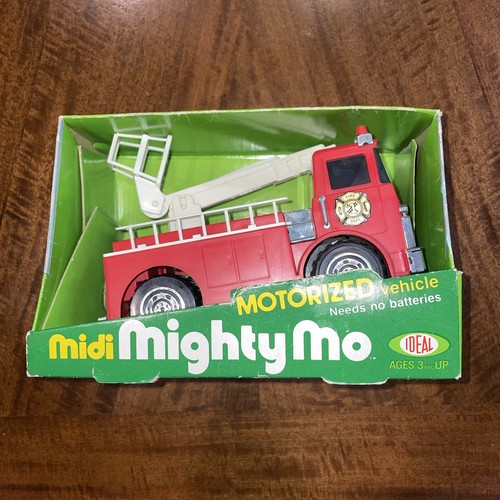 Ideal Midi Mighty Mo Fire Engine With Positionable Snorkel | eBay