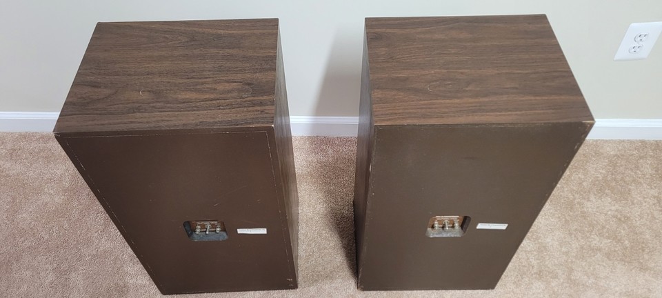 Vintage The Advent Loudspeaker (Pair). Tested, Both Work Great. Video ...