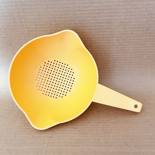 Vintage Tupperware Colander Small 1 Quart Strainer with Handle #1200 ...