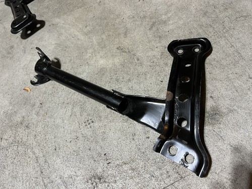 94-02 MAZDA RX7 FD3S OEM REAR SUBFRAME BRACKETS REINFORCMENTS Left ...