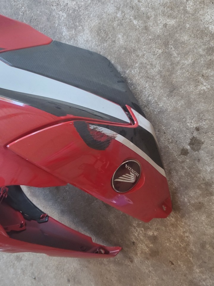 [USED] 2017-2022 Honda CBR1000RR Fuel Tank Cover Fairing OEM 83155-MKF ...