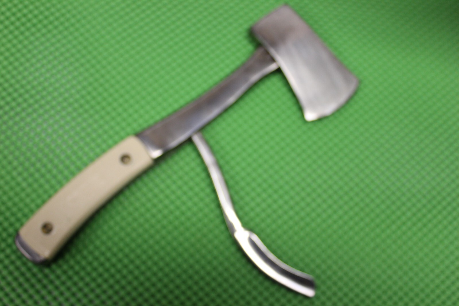 Marble Arms & Mfg. Co. 1953 No. 2 Safety Axe Gladstone, Mich. w/ Ivory ...