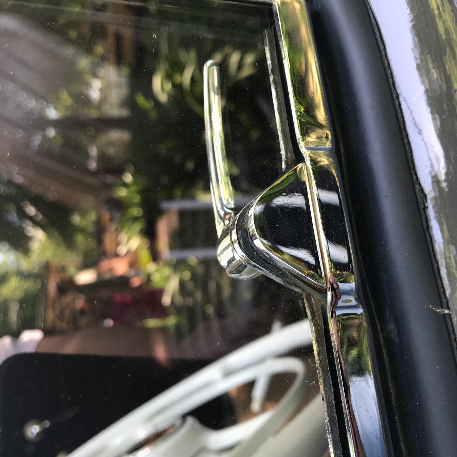 BUG BEETLE BUS RIGHT VENT WING WINDOW LATCH LOCK 113837639A EMPI 98 ...