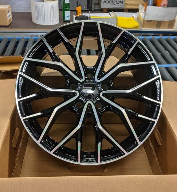 19 Zoll WH37 Felgen für Skoda Octavia Scout RS Superb Yeti VW Beetle E ...