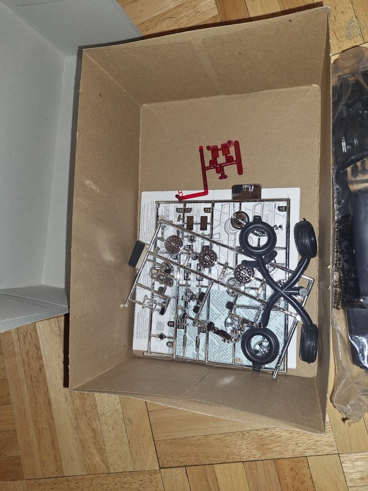 Monogram NEW open box 1:24 86 1986 Chevy Monte Carlo SS plastic model ...