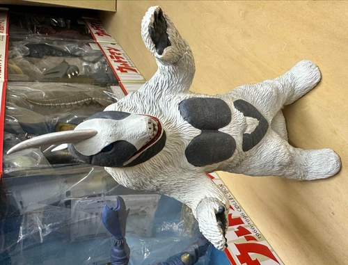 Ultraman Snowgon Ultra Monster Series Bandai Figure Sofvi First edition ...