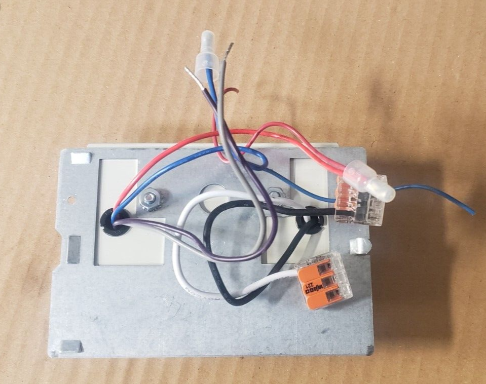 Cooper Lighting LED Driver XEL-045REU-CX250A-ZNT02P 30-42VDC 10.5W Max ...