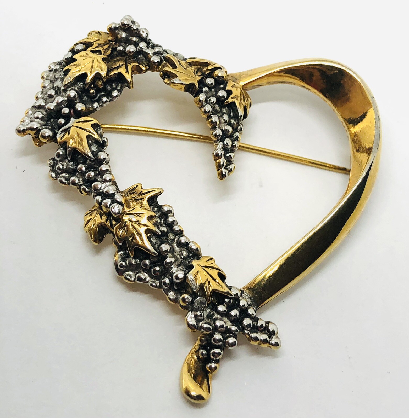 VALENTINE DARLENE PIN BROOCH HEART GRAPES VINTAGE | eBay