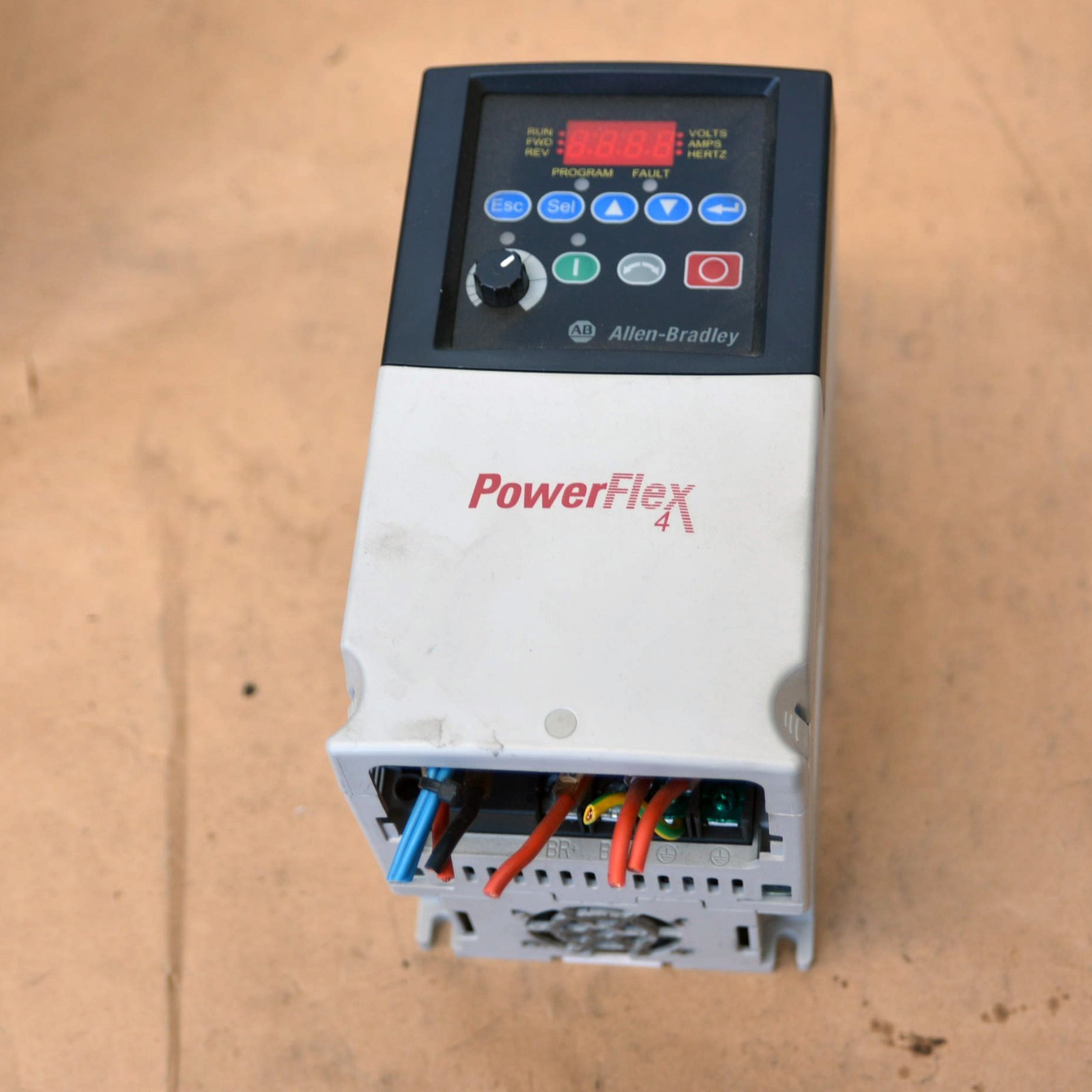 Allen Bradley Powerflex4 22A-A8P0N114 1.5kW 2HP variable speed drive ...