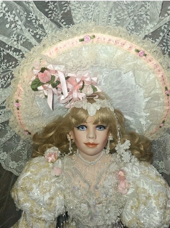RUSTIE DOLL RARE 686/1000 BLUSHING BRIDE 42" DOLL 1996 White Lace SATIN ...