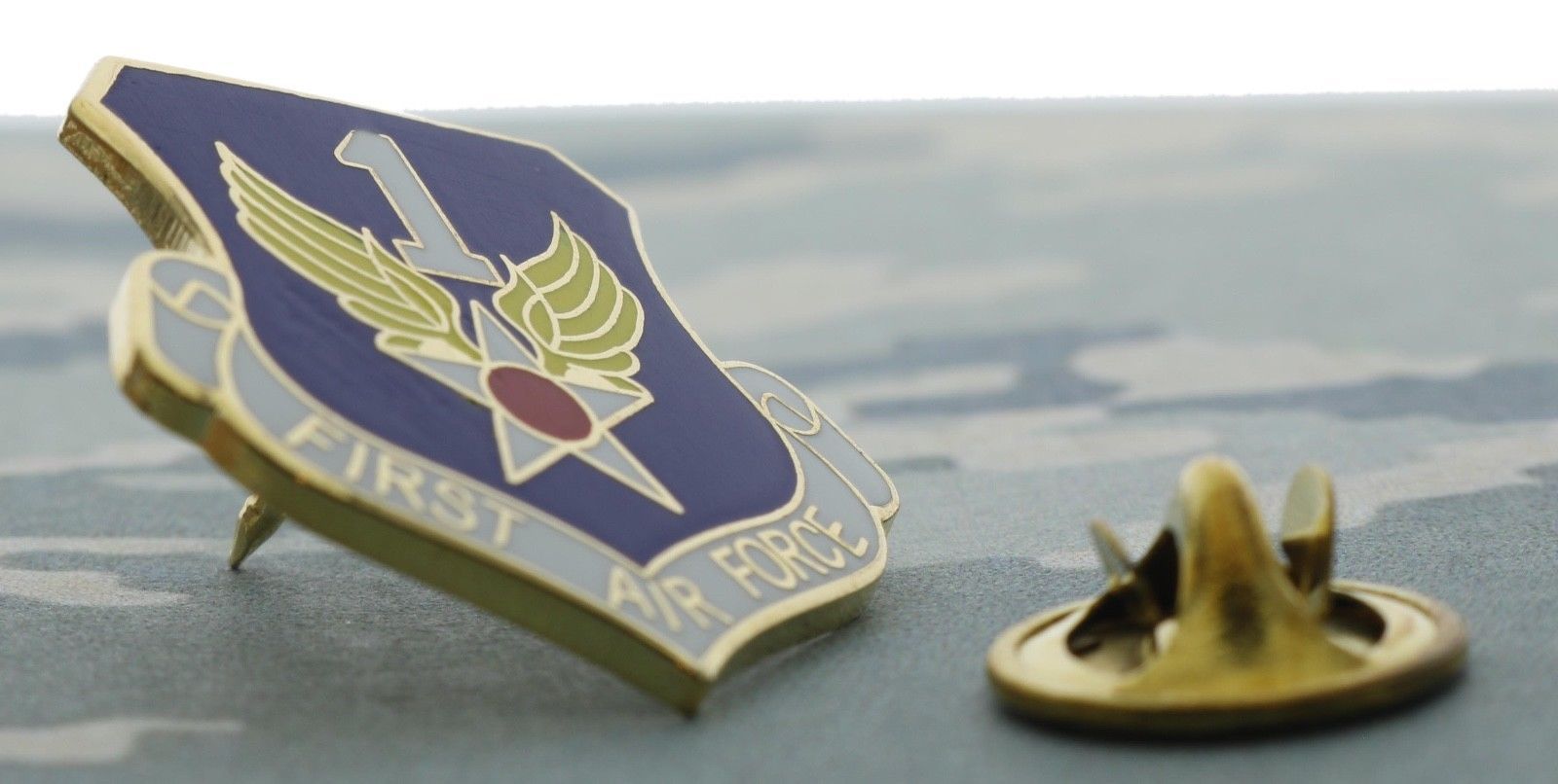 Air Force 1ST First 1AF 1 inch Shield hat lapel pin H15949 F6D15C | eBay
