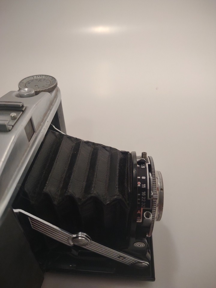 Vintage Agfa Isolette I 120 Roll Film Folding Camera w/ Agnar 85mm F4.5 ...