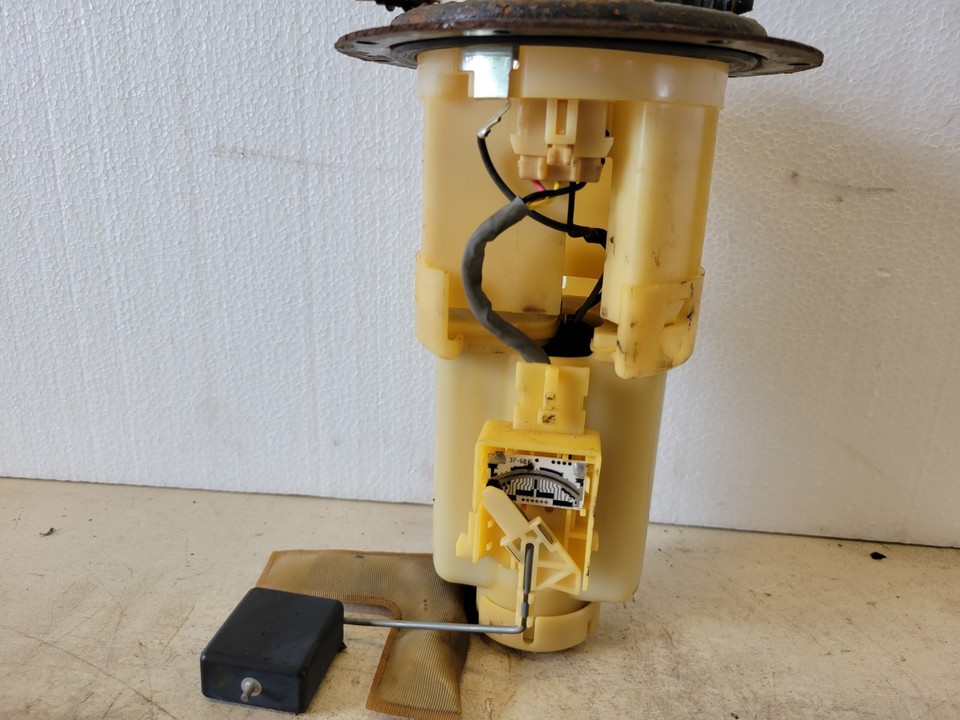 2000-2002 Toyota Celica Fuel Pump Sending Unit TESTED | eBay