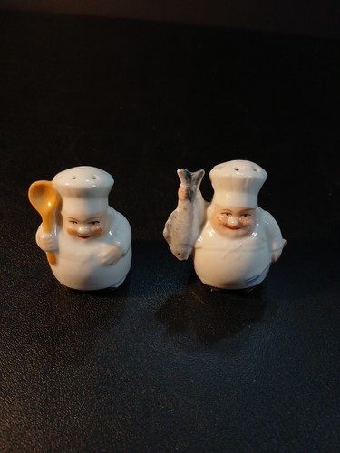 Vintage Portly Chef And Baker Shakers Salt And Pepper One Missing Cork ...