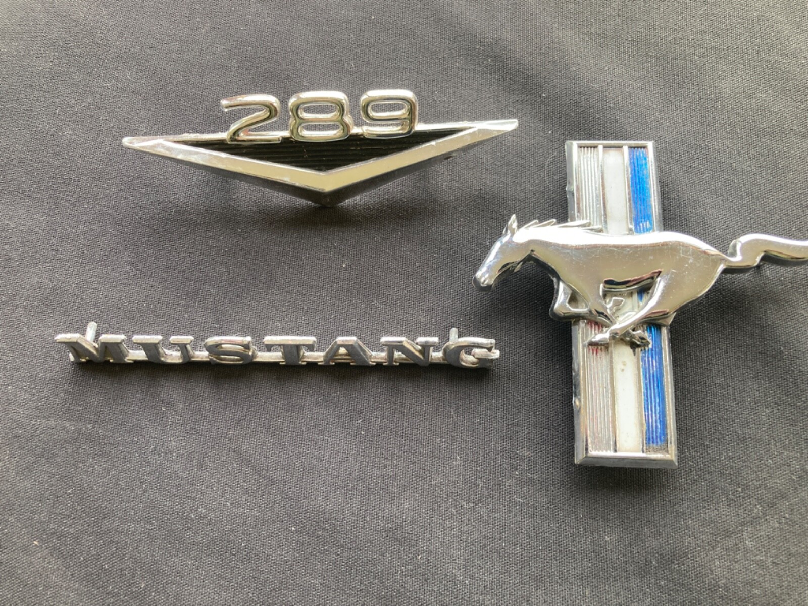 Ford 65 1965 Mustang Fender Emblems | eBay