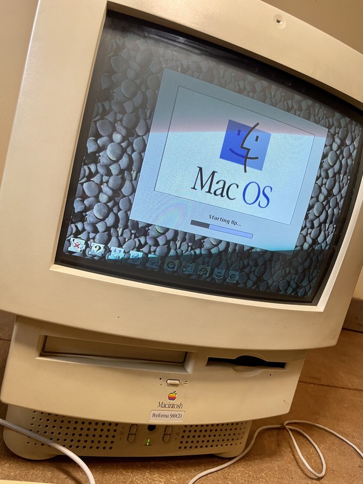 Apple Macintosh Performa 580CD w/ 15" Display and OEM Keyboard & Mouse ...