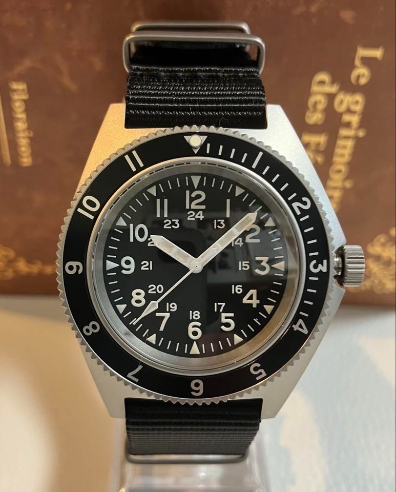 Benrus Type 2 US Watch 41mm Quartz 200m Sapphire Military Watch unused ...