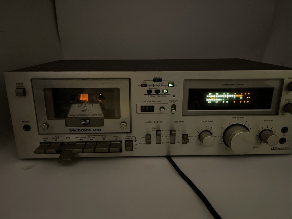 Technics RS-M63 3 Head Stereo Cassette Tape Deck All functions are ...
