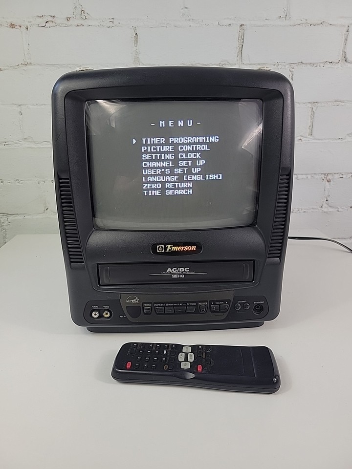 2001 Emerson 9 inch Color TV-VCR Combo EWC0901. * For Gaming * with ...